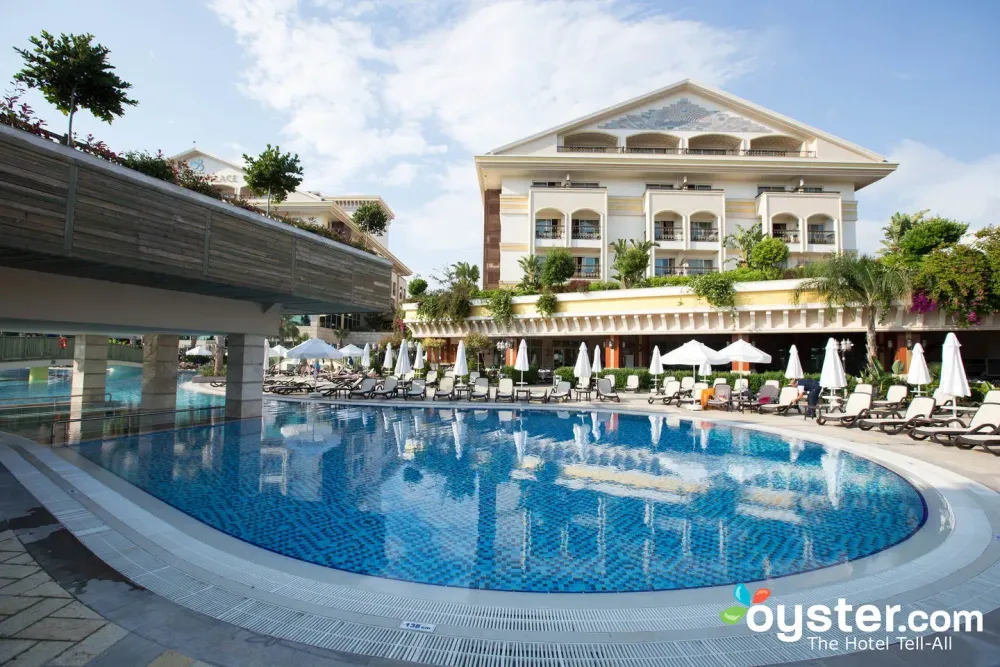 Crystal Palace Luxury Resort & Spa Review: What To REALLY Expect If You ...