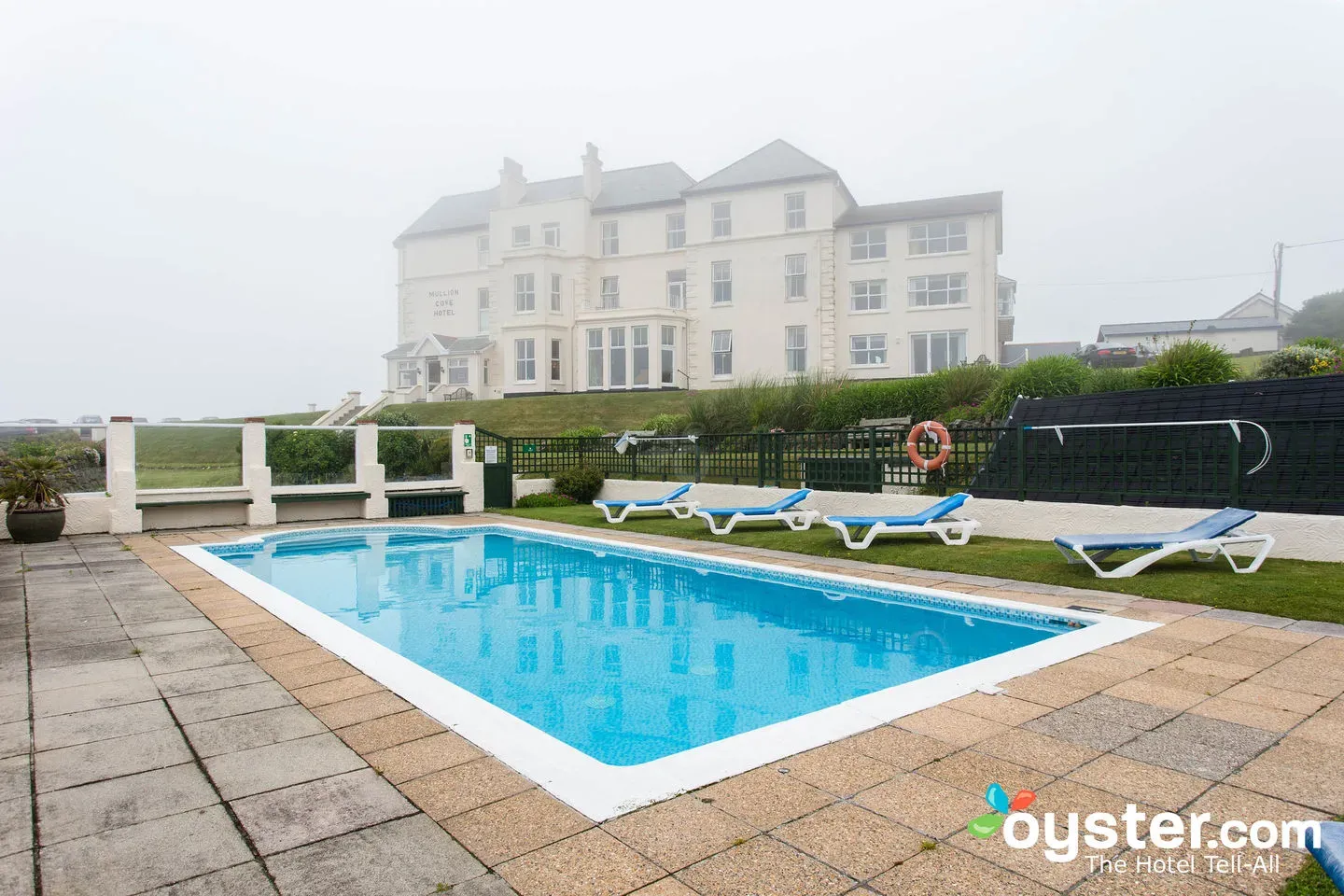 Mullion Cove Hotel Review: What To REALLY Expect If You Stay | Oyster.com