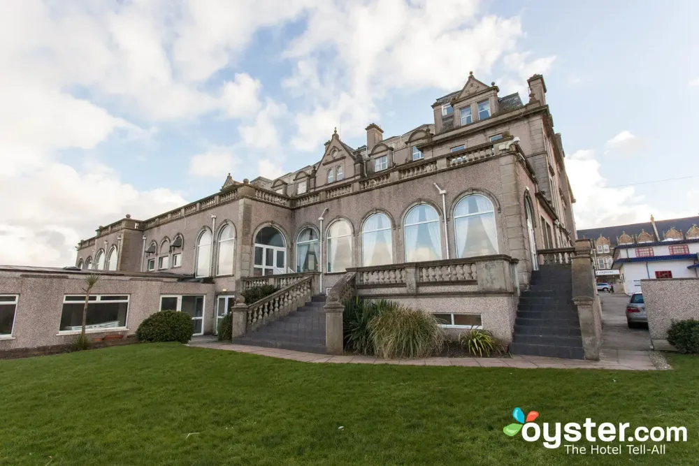 Legacy Hotel Victoria - Newquay Review: What To REALLY Expect If You Stay