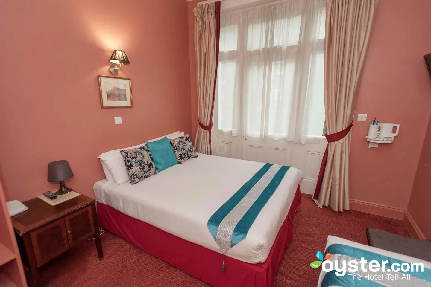 Coronation Hotel Review: What To REALLY Expect If You Stay | Oyster.com