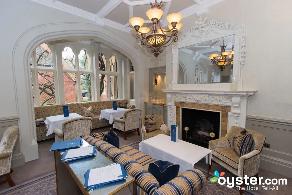 Warren House Review: What To REALLY Expect If You Stay