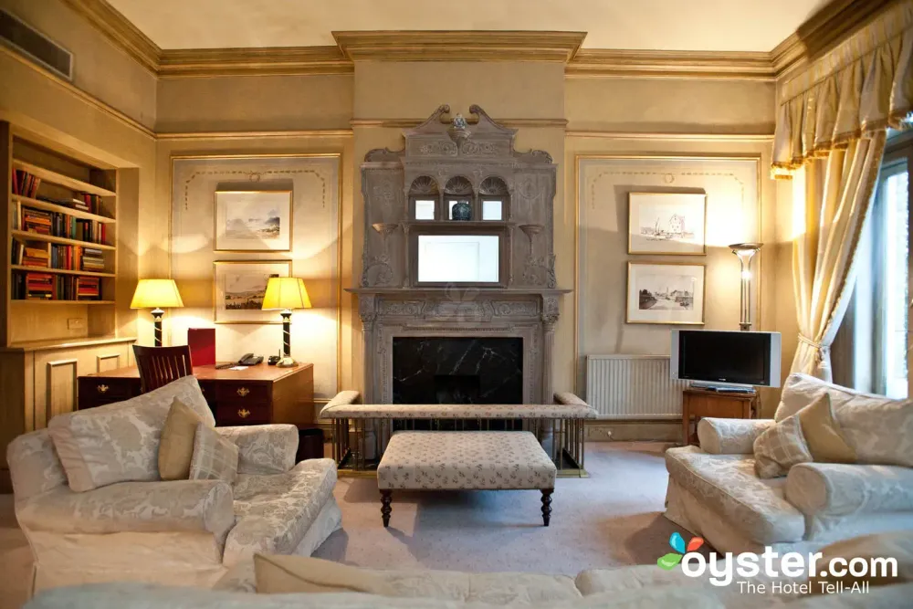 Durley House Review: What To REALLY Expect If You Stay