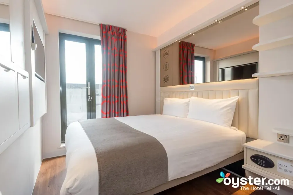 Point A Hotel, London Westminster Review: What To REALLY Expect If You ...