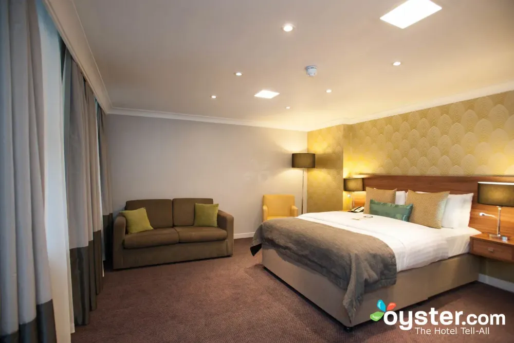 Best Western Mornington Hotel Review: What To REALLY Expect If You Stay
