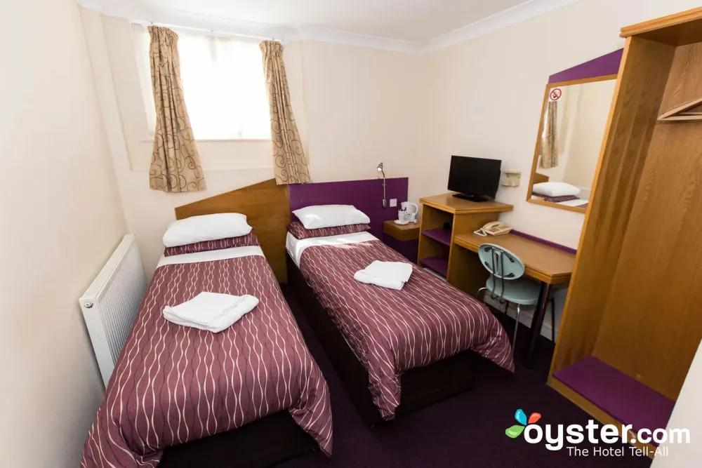 Leisure Inn Review: What To REALLY Expect If You Stay