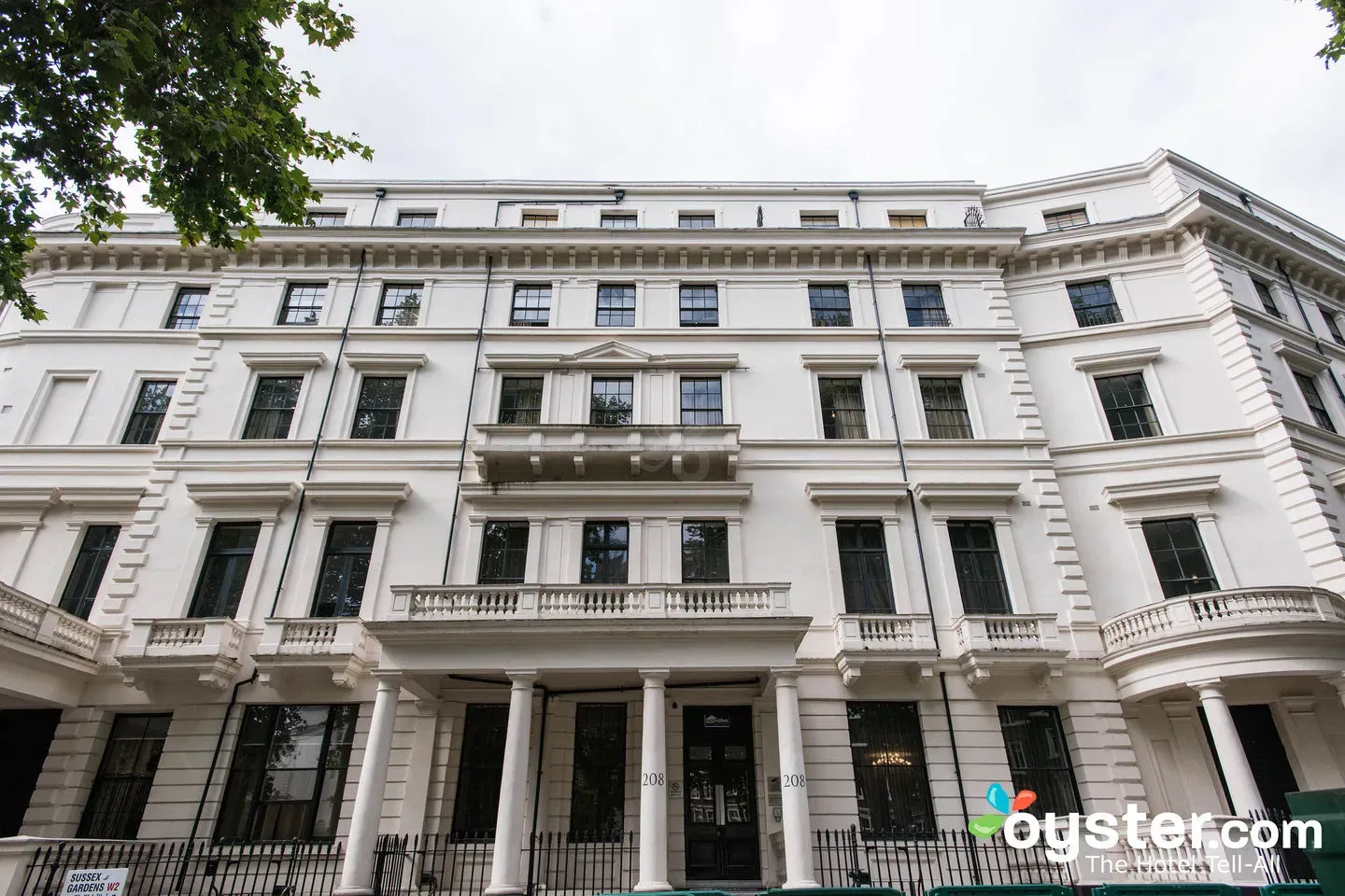 Native Hyde Park Review: What To REALLY Expect If You Stay | Oyster.com