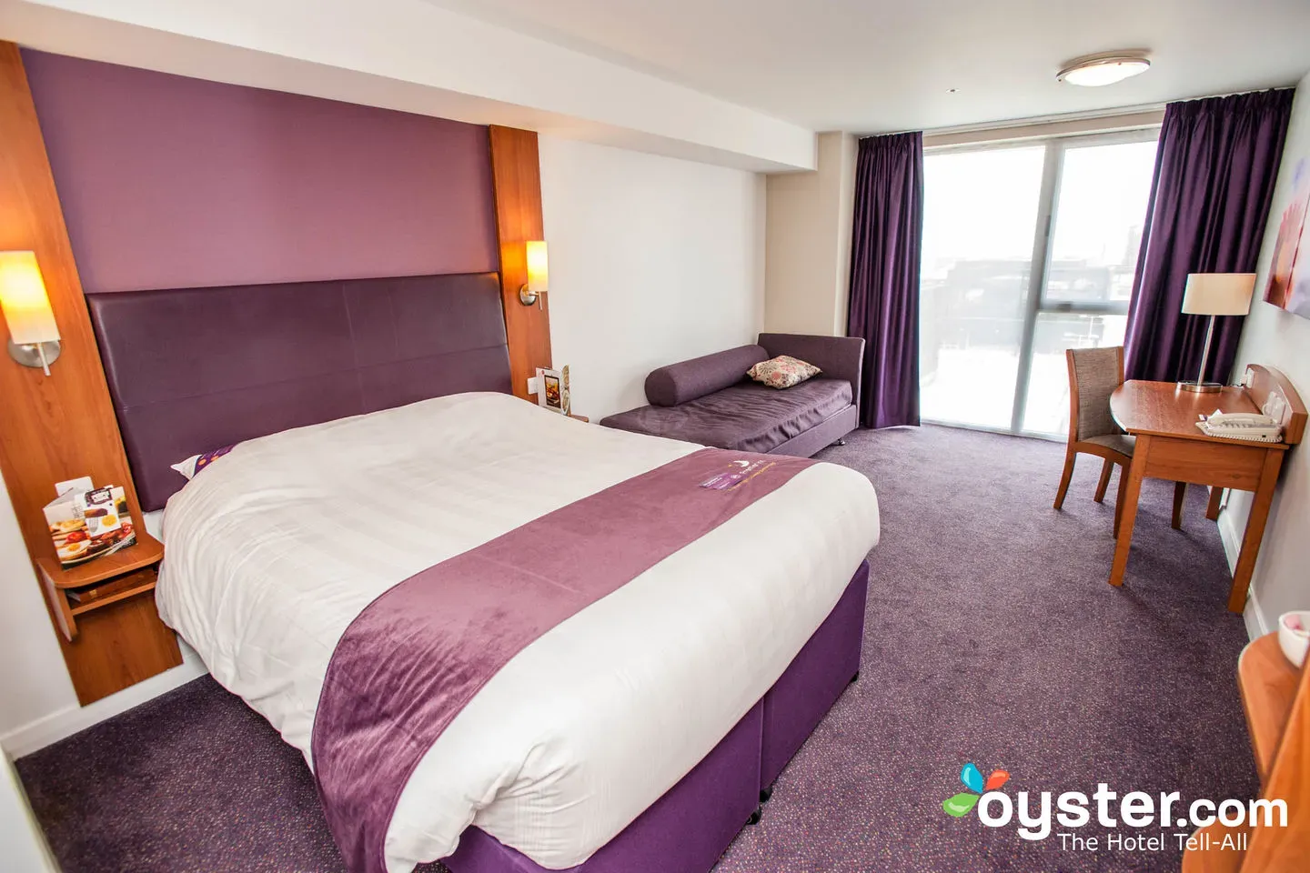 Premier Inn London Stratford Hotel Review: What To REALLY Expect If You ...
