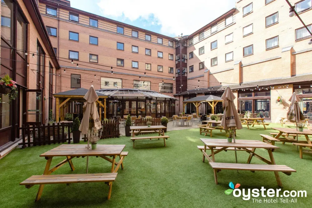 The Pendulum Hotel Review: What To REALLY Expect If You Stay | Oyster.com