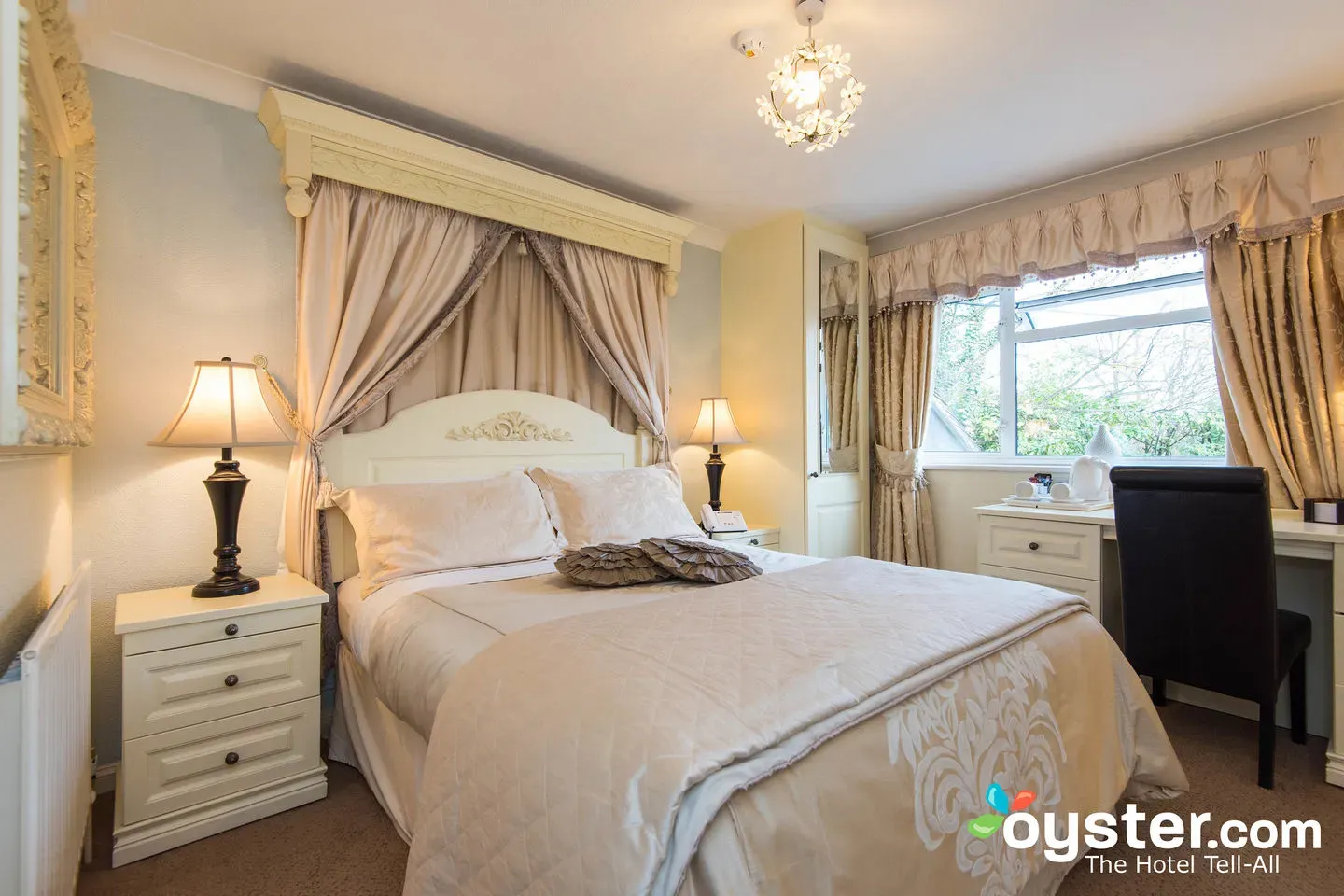 Ardmore House Review: What To REALLY Expect If You Stay