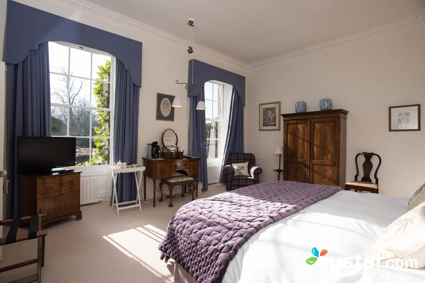 Harptree Court Review: What To REALLY Expect If You Stay | Oyster.com