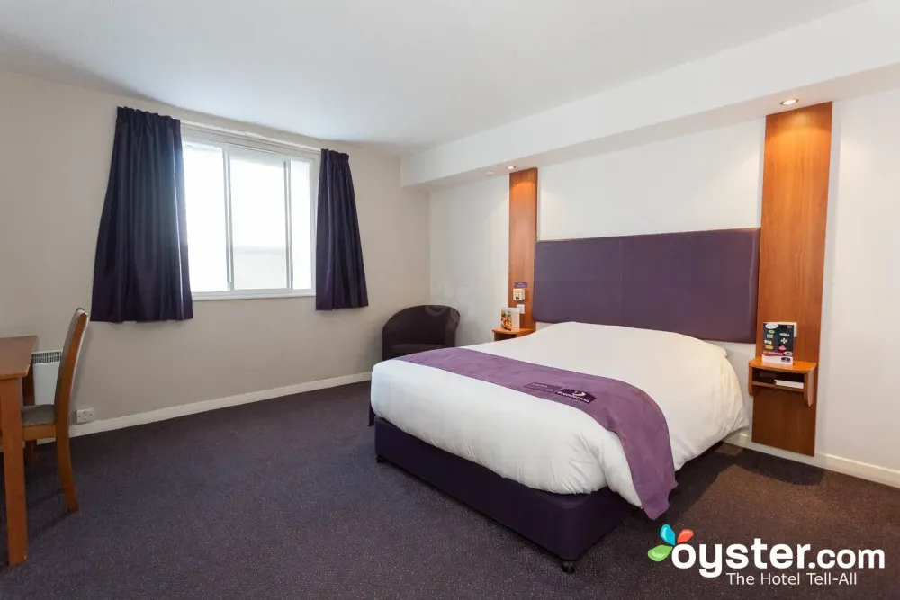 Premier Inn Newcastle (Metro Centre) Hotel Review: What To REALLY ...
