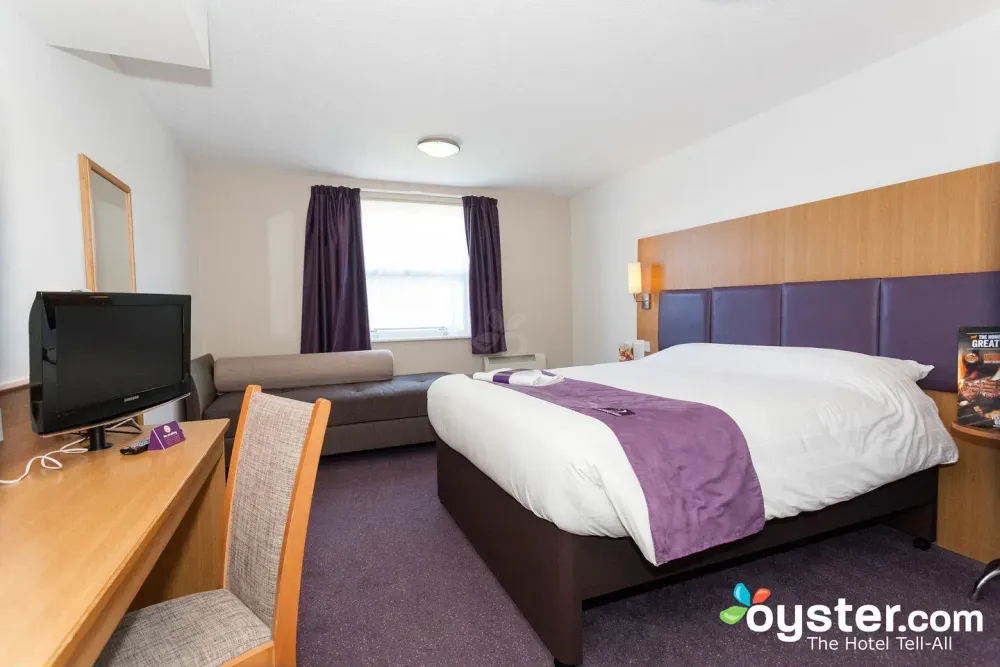Gateshead Hotels & Resorts | Oyster.com Hotel Reviews