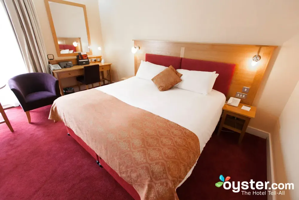 Dunadry Hotel and Gardens Review: What To REALLY Expect If You Stay