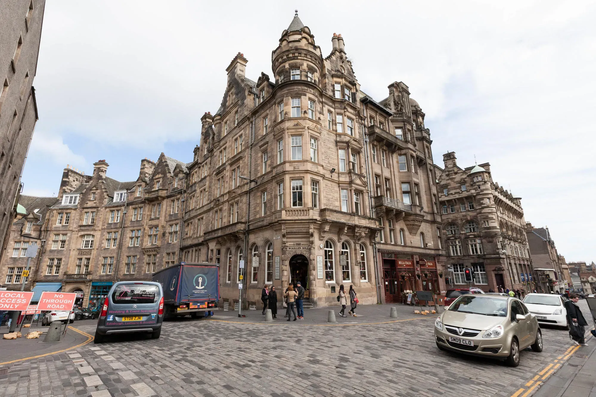 Motel One Edinburgh-Royal Review: What To REALLY Expect If You Stay ...