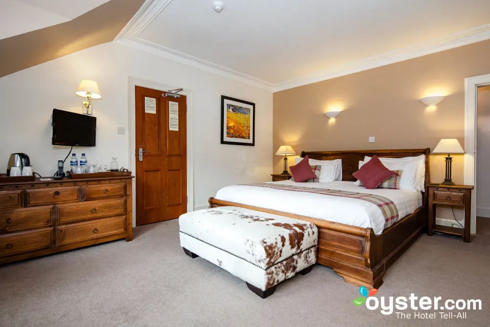 Achray House Hotel Review: What To REALLY Expect If You Stay | Oyster.com