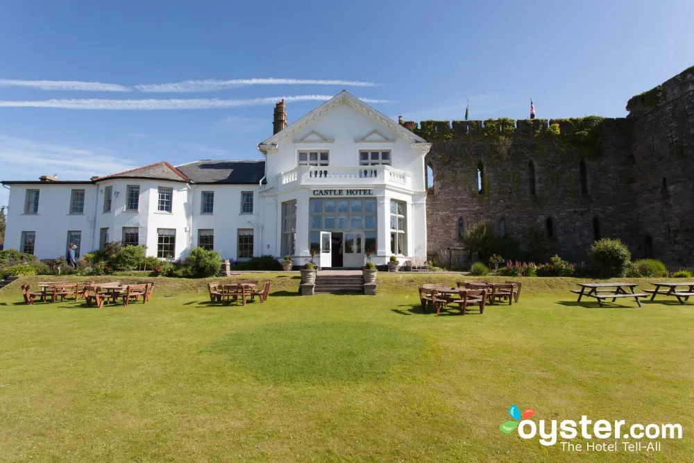 Brecon Hotels & Resorts | Oyster.com Hotel Reviews