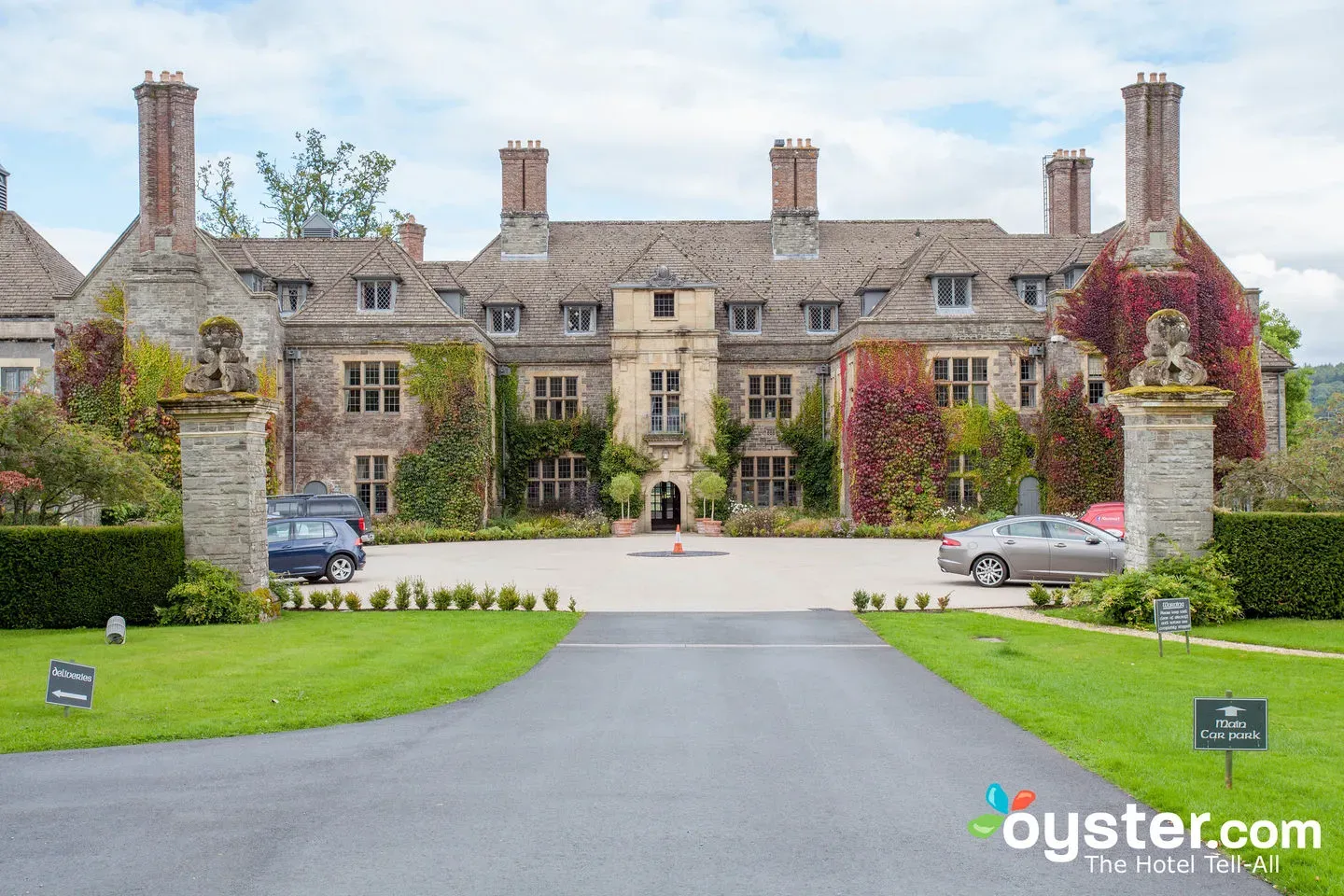 Llangoed Hall Review: What To REALLY Expect If You Stay | Oyster.com