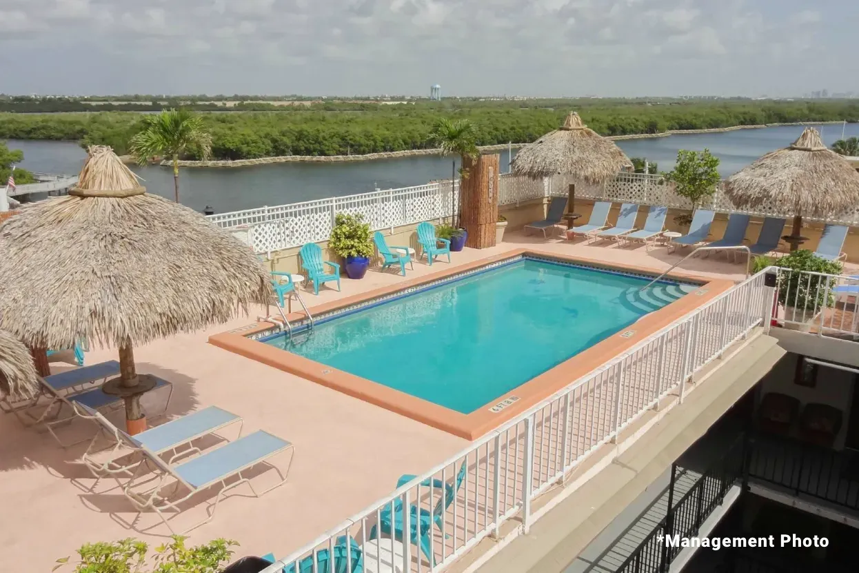 Rooftop Resort Review: What To REALLY Expect If You Stay | Oyster.com