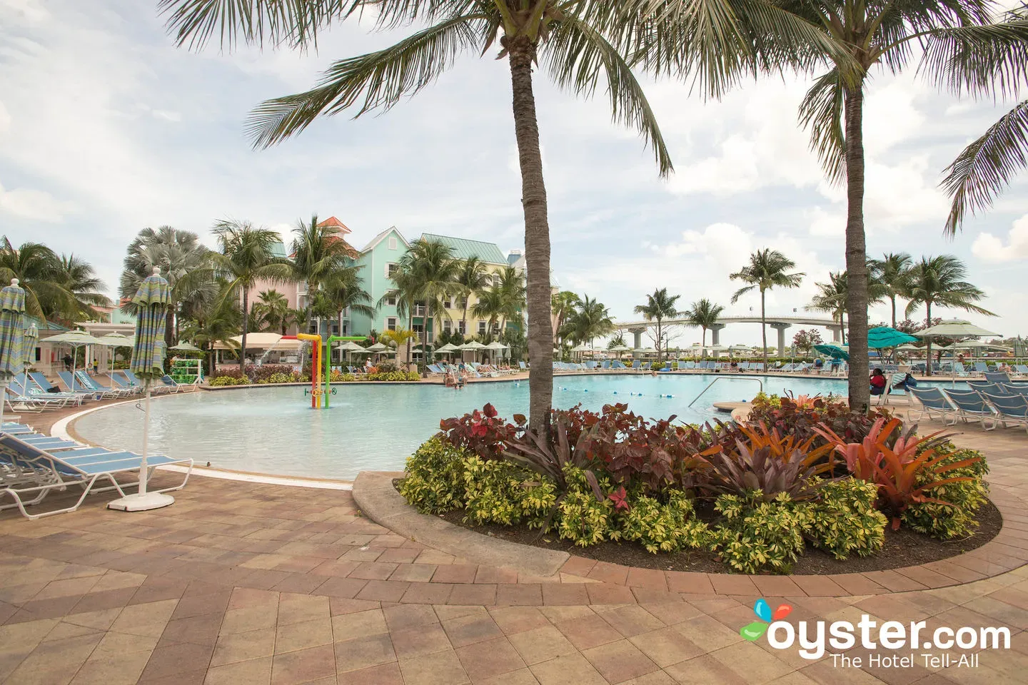 Atlantis - Harborside Resort Review: What To REALLY Expect If You Stay