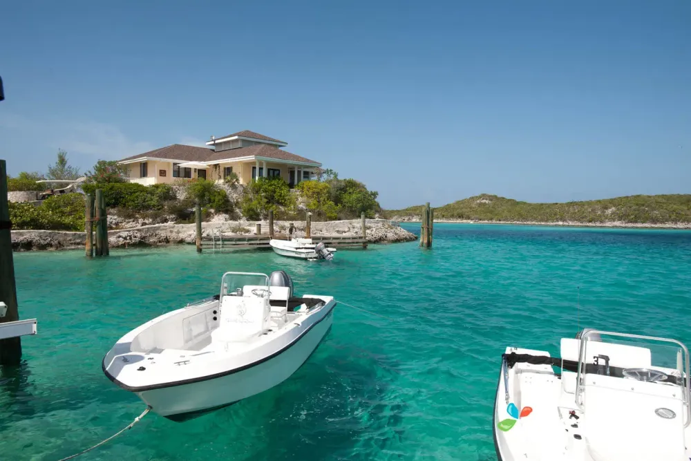 Fowl Cay Resort Review: What To REALLY Expect If You Stay