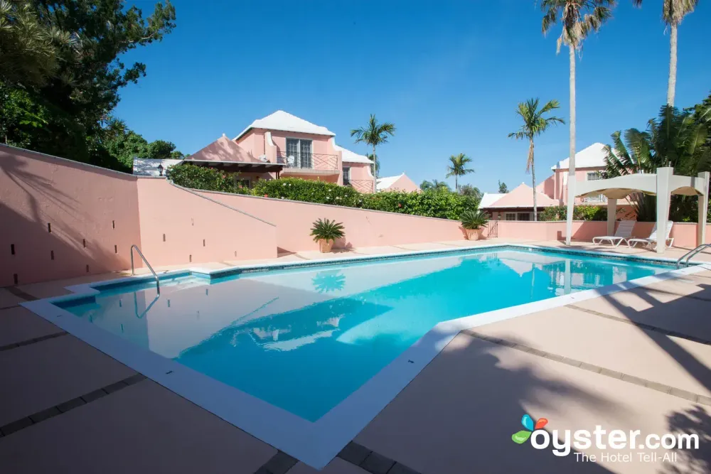 Fourways Inn Review: What To REALLY Expect If You Stay