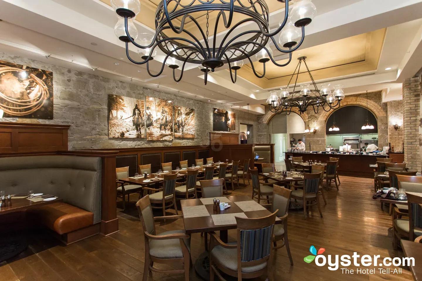 Hyatt Regency Calgary Review: What To REALLY Expect If You Stay ...
