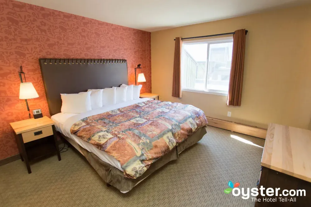 Inns Of Banff Review: What To REALLY Expect If You Stay | Oyster.com