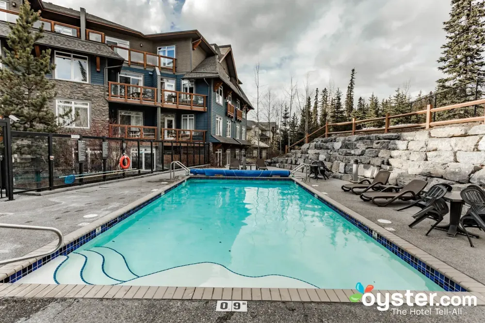 Blackstone Mountain Lodge by CLIQUE Review: What To REALLY Expect If ...