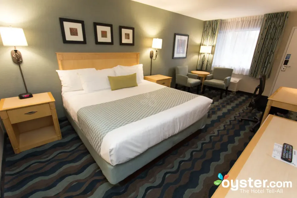 Burnaby Hotels & Resorts | Oyster.com Hotel Reviews