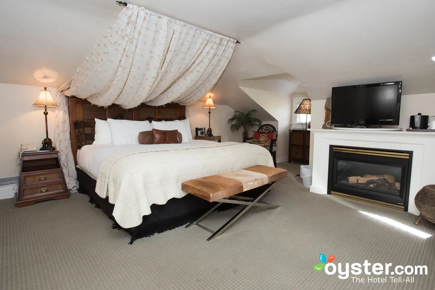 The Charles Hotel Review: What To REALLY Expect If You Stay | Oyster.com