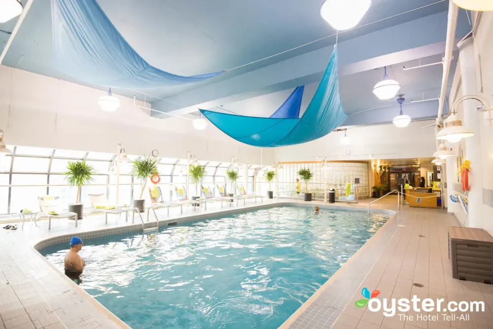 Chelsea Hotel Toronto Review: What To REALLY Expect If You Stay ...