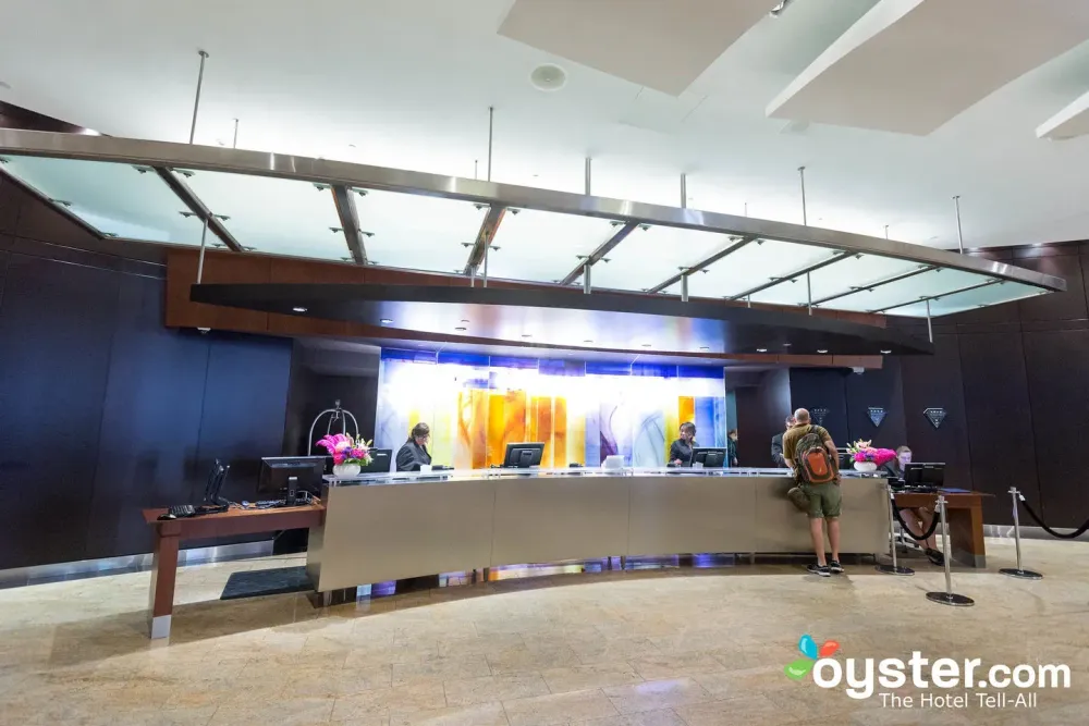 InterContinental Toronto Centre Review: What To REALLY Expect If You Stay