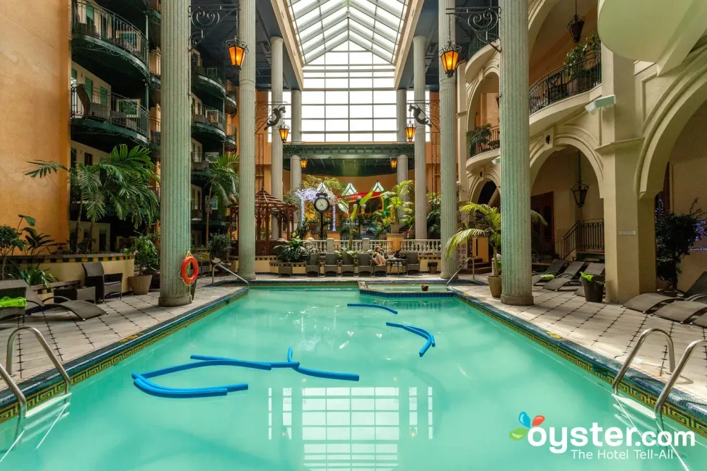 Hotel Plaza Quebec Review: What To REALLY Expect If You Stay