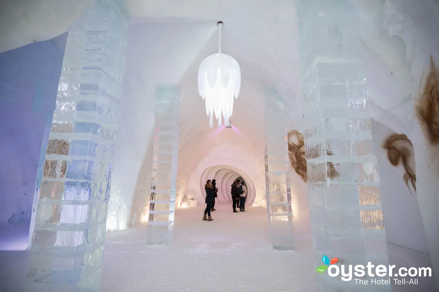 Hotel de Glace Review: What To REALLY Expect If You Stay