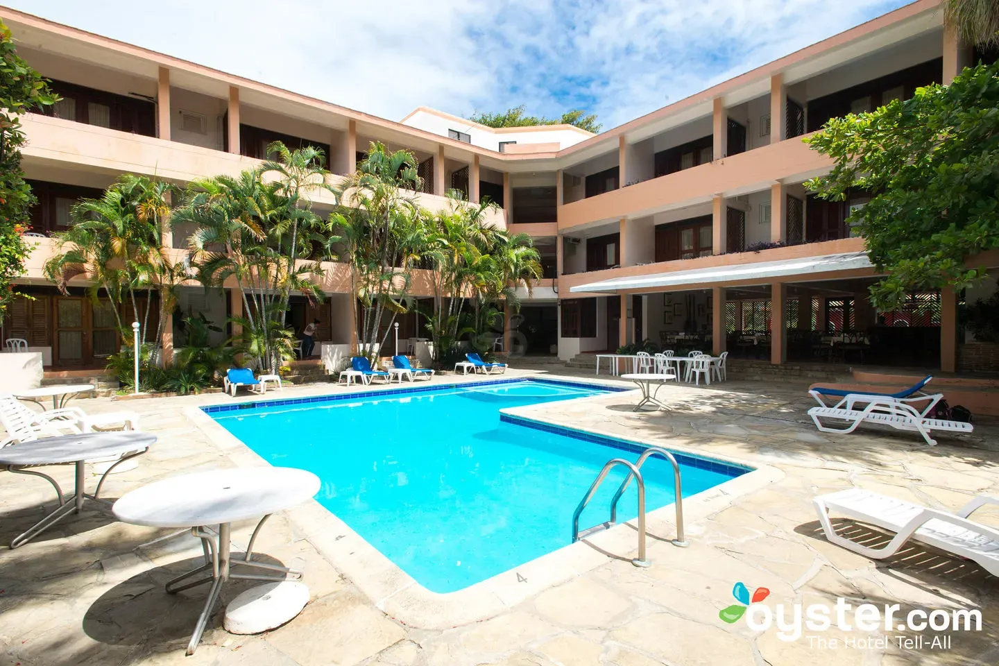Hotel Casa Cayena Review: What To REALLY Expect If You Stay | Oyster.com