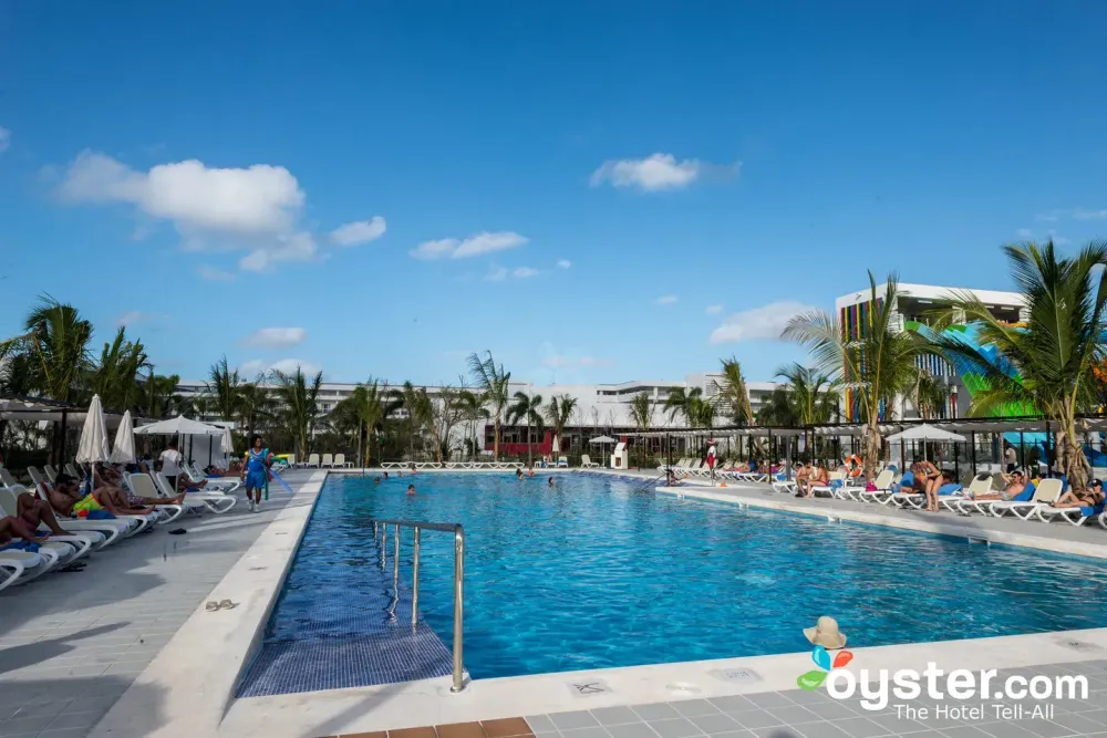 Hotel Riu Republica - Adults Only Review: What To REALLY Expect If You Stay