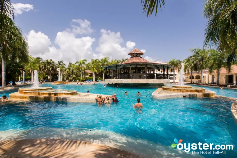 The 10 Best Spring Break Party Hotels in the Dominican Republic ...