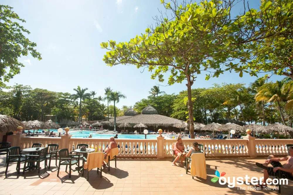 Playabachata Resort Review: What To REALLY Expect If You Stay | Oyster.com