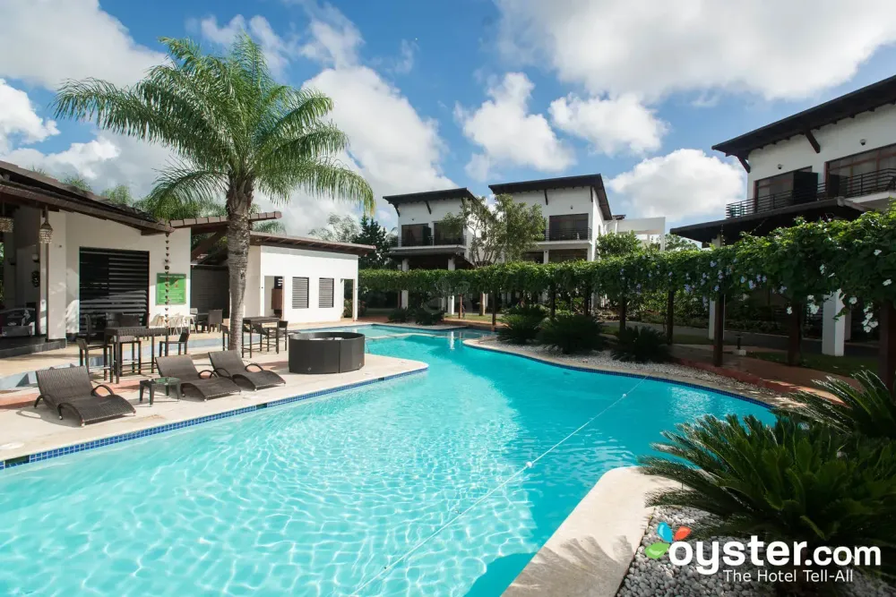 Sybaris Suites & Residences Review: What To REALLY Expect If You Stay