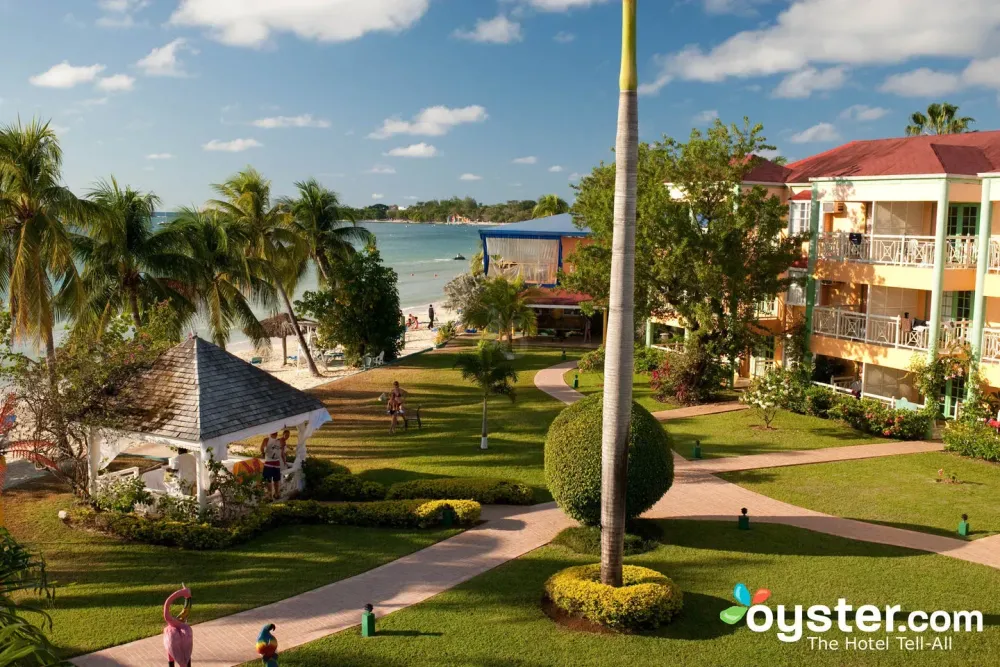 Beaches Sandy Bay Review: What To REALLY Expect If You Stay