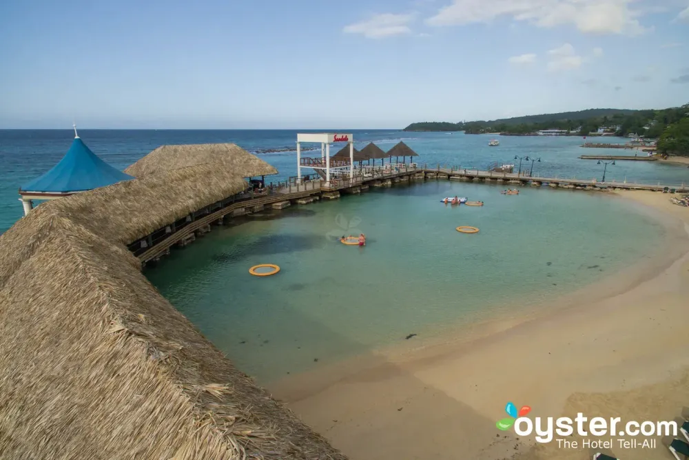Sandals Ochi Beach Resort Review: What To REALLY Expect If You Stay