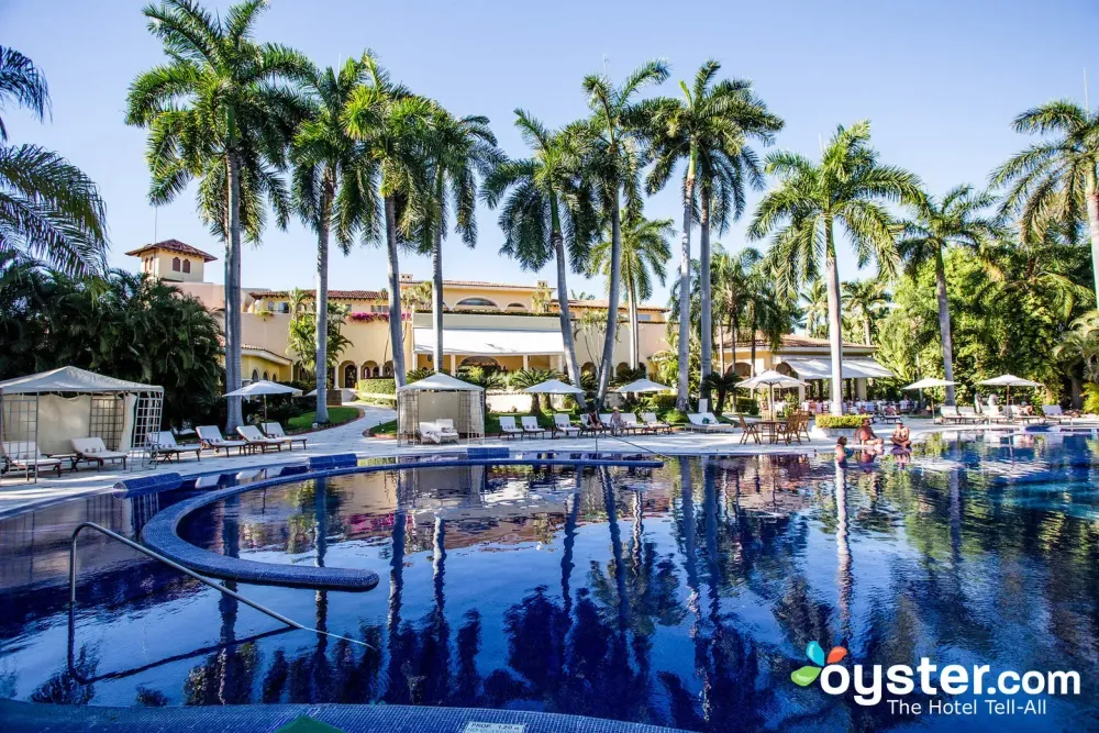 Casa Velas Review: What To REALLY Expect If You Stay | Oyster.com
