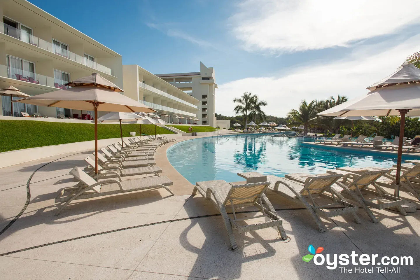 Secrets Huatulco Resort & Spa Review: What To REALLY Expect If You Stay