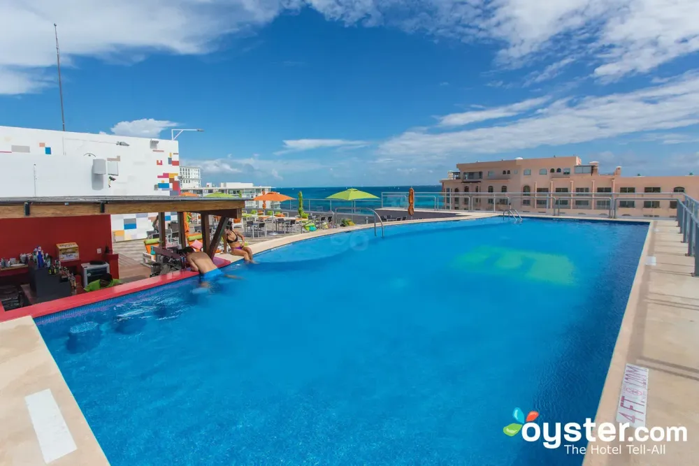 The 11 Best Party Hotels in Cancun | Oyster.com