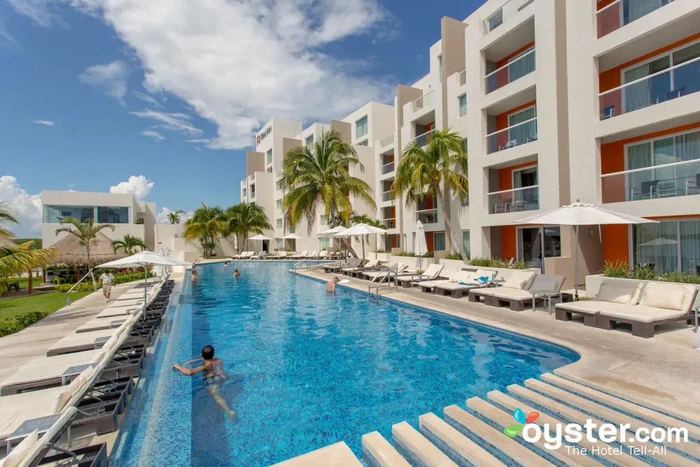Real Inn Cancun Review: What To REALLY Expect If You Stay