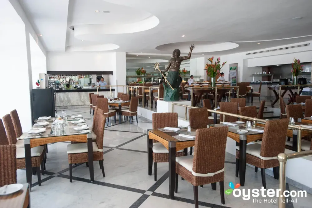 Sunset Royal Beach Resort Review: What To REALLY Expect If You Stay