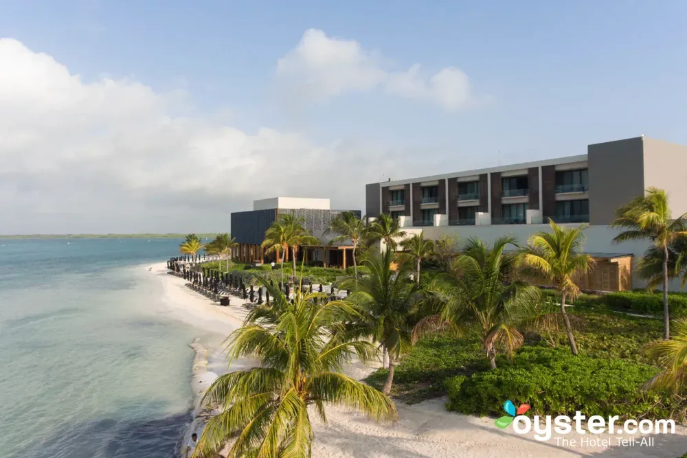 NIZUC Resort and Spa Review: What To REALLY Expect If You Stay | Oyster.com