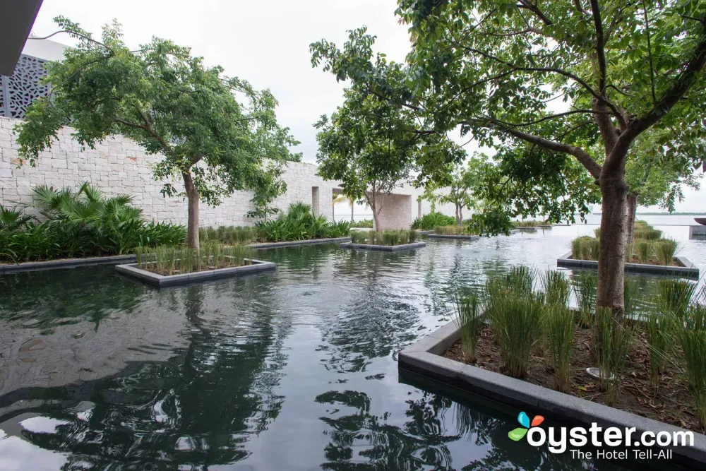 NIZUC Resort and Spa Review: What To REALLY Expect If You Stay