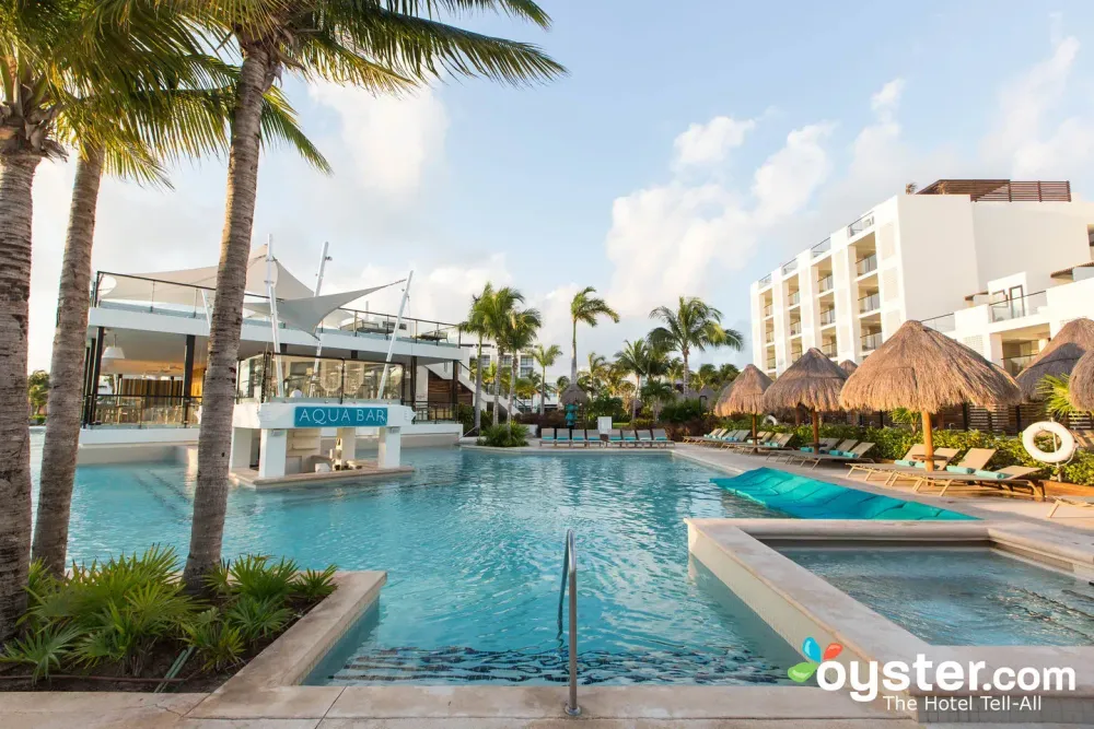 Finest Playa Mujeres Review: What To REALLY Expect If You Stay | Oyster.com