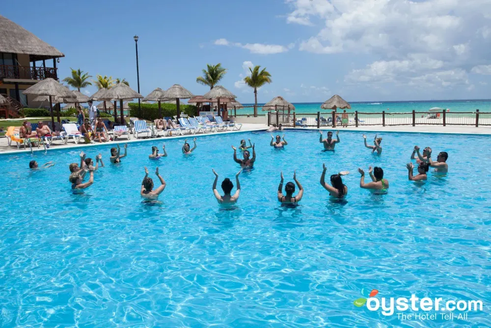 Allegro Playacar Review: What To REALLY Expect If You Stay